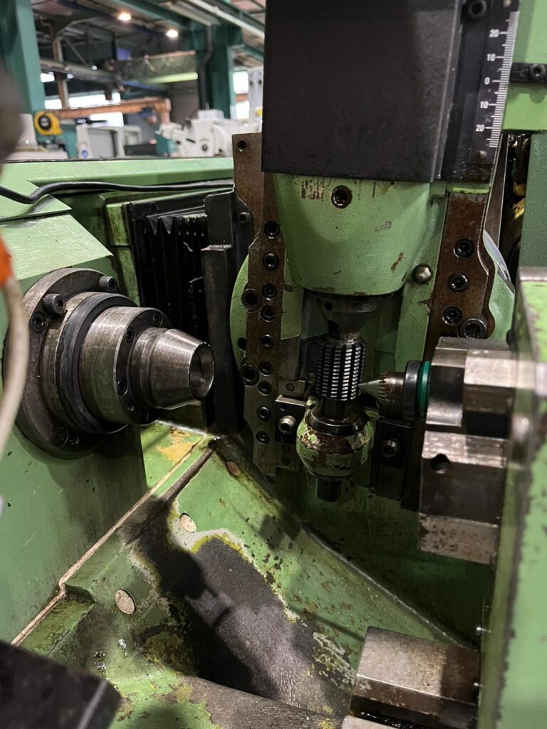 Gear Hobbing Machine - MIKRON A33 - PLI International